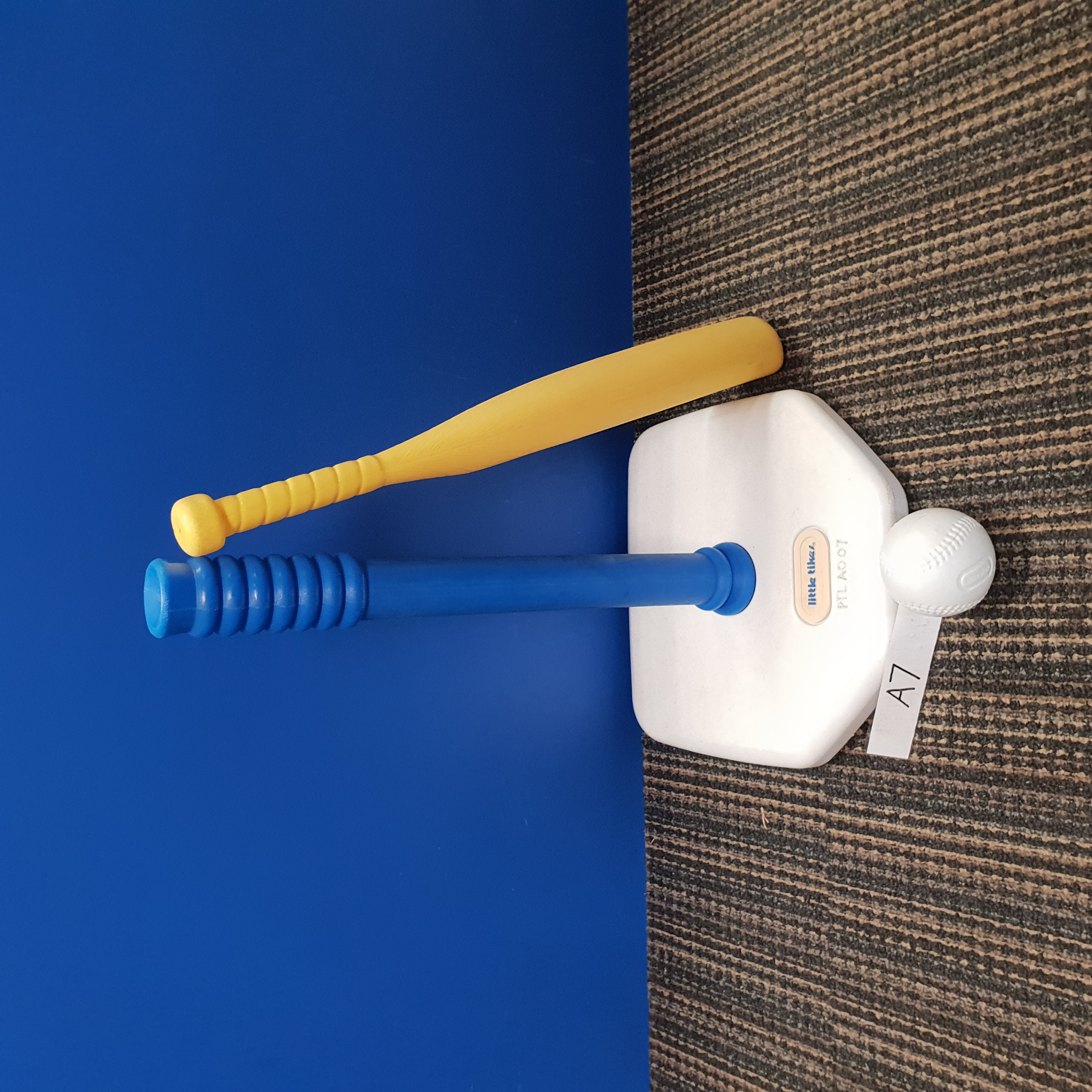 Easy Hit Baseball Set