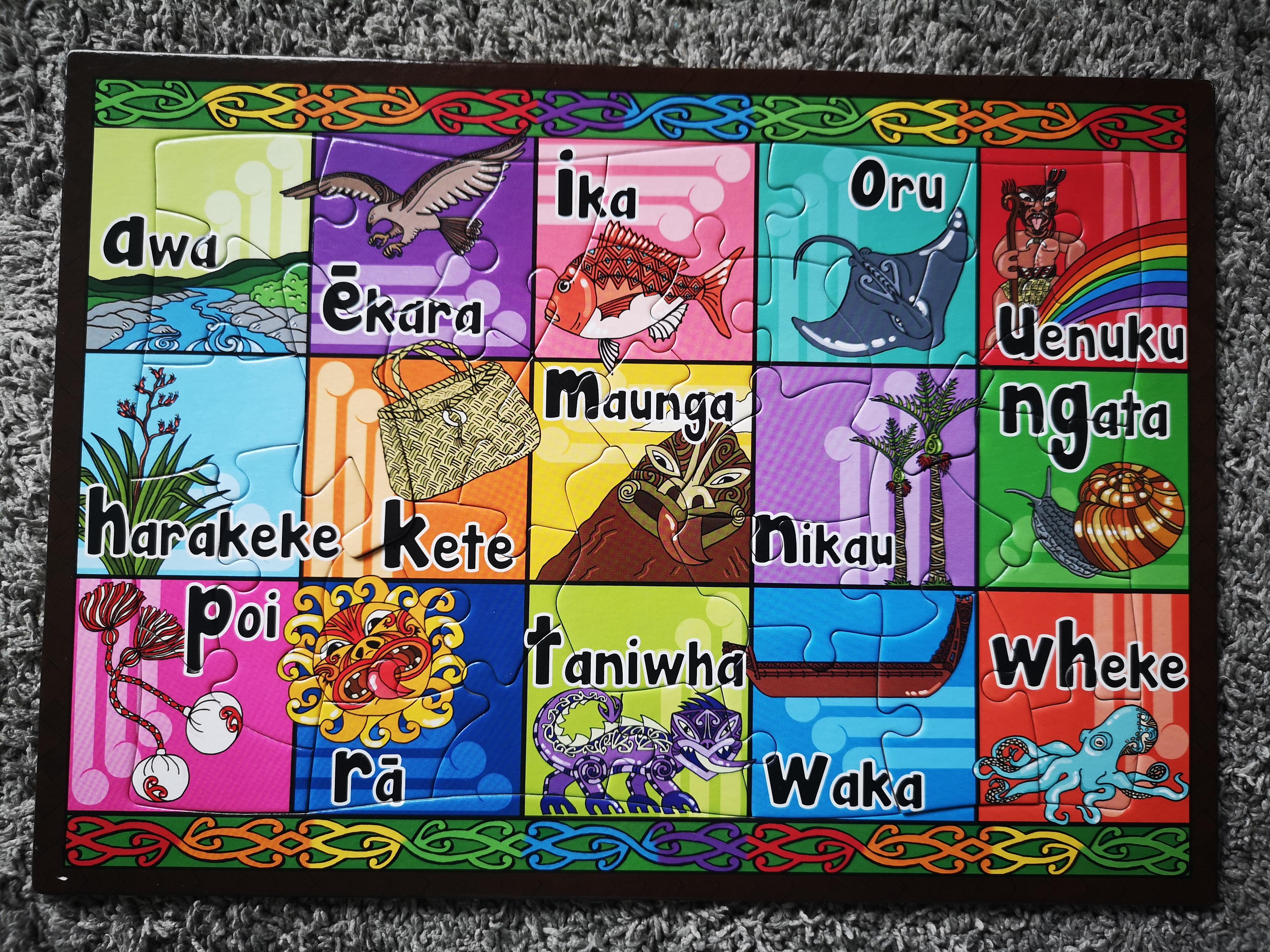 Te Reo Māori 35 Piece Puzzle - Māori Alphabet - Te Arapū Māori