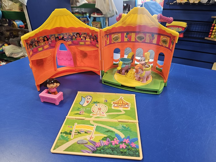 Dora the Explorer Circus Tent Playset