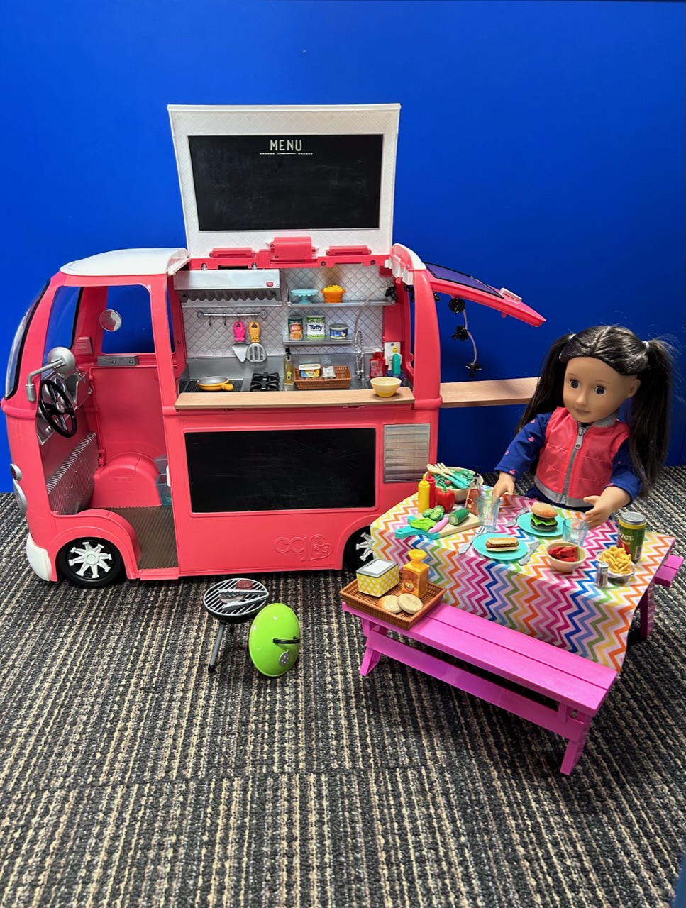 Our Generation Food Truck & Picnic Table