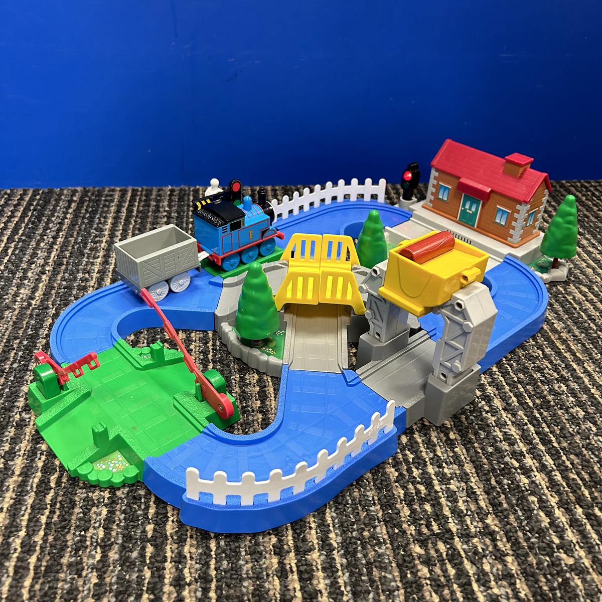 Thomas & Friends Surprise Action Playset